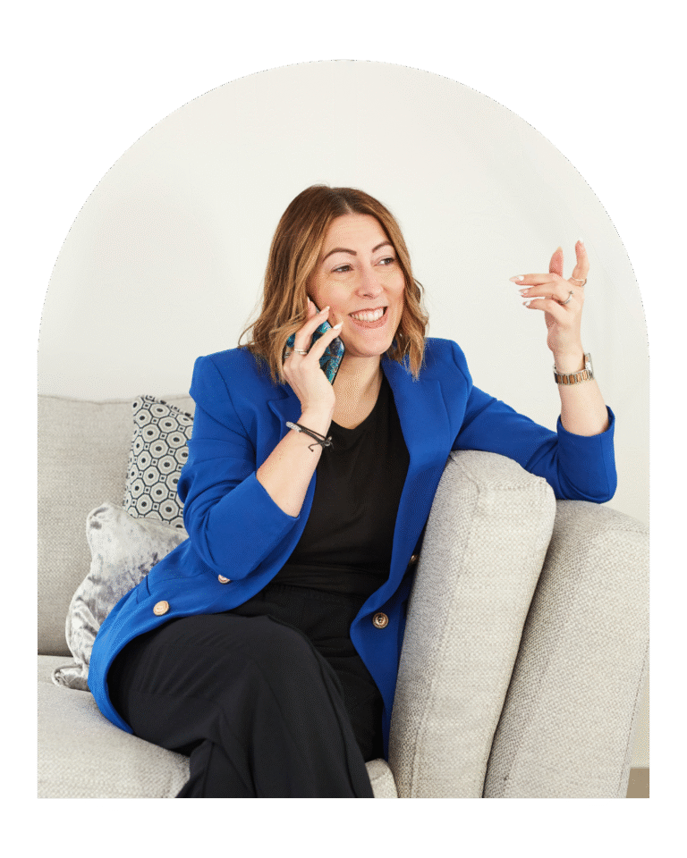 Contact Alexis - Right Click Accounting